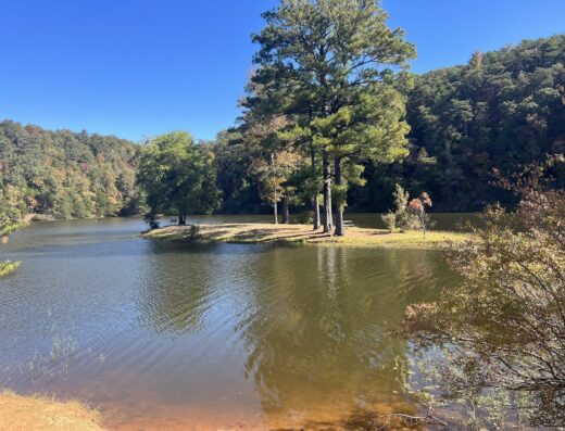 Lake Harris Spillway - Hiking Area in Tuscaloosa