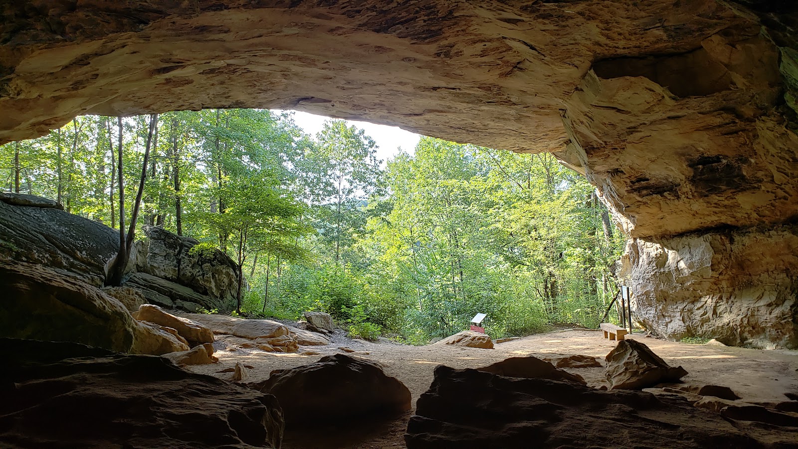 Rock House Cave - Tourist Attraction in Morrilton
